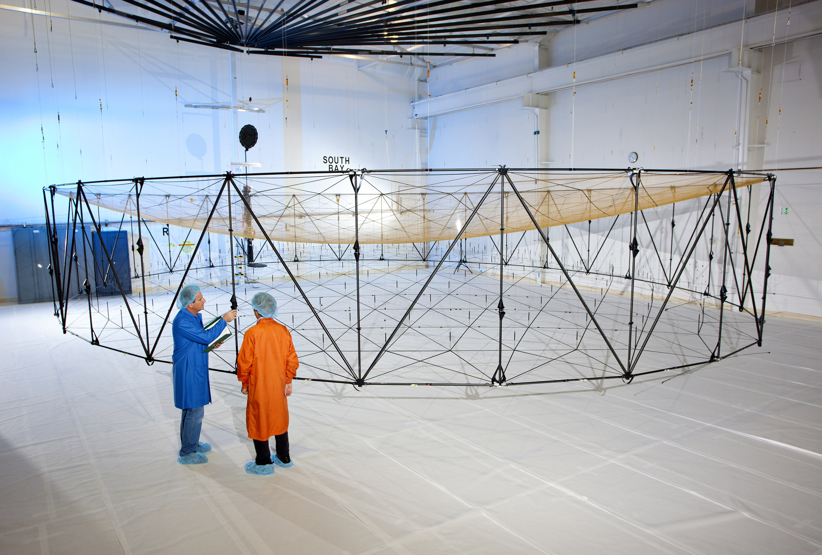 Photo Release -- Reflector System Built by Northrop